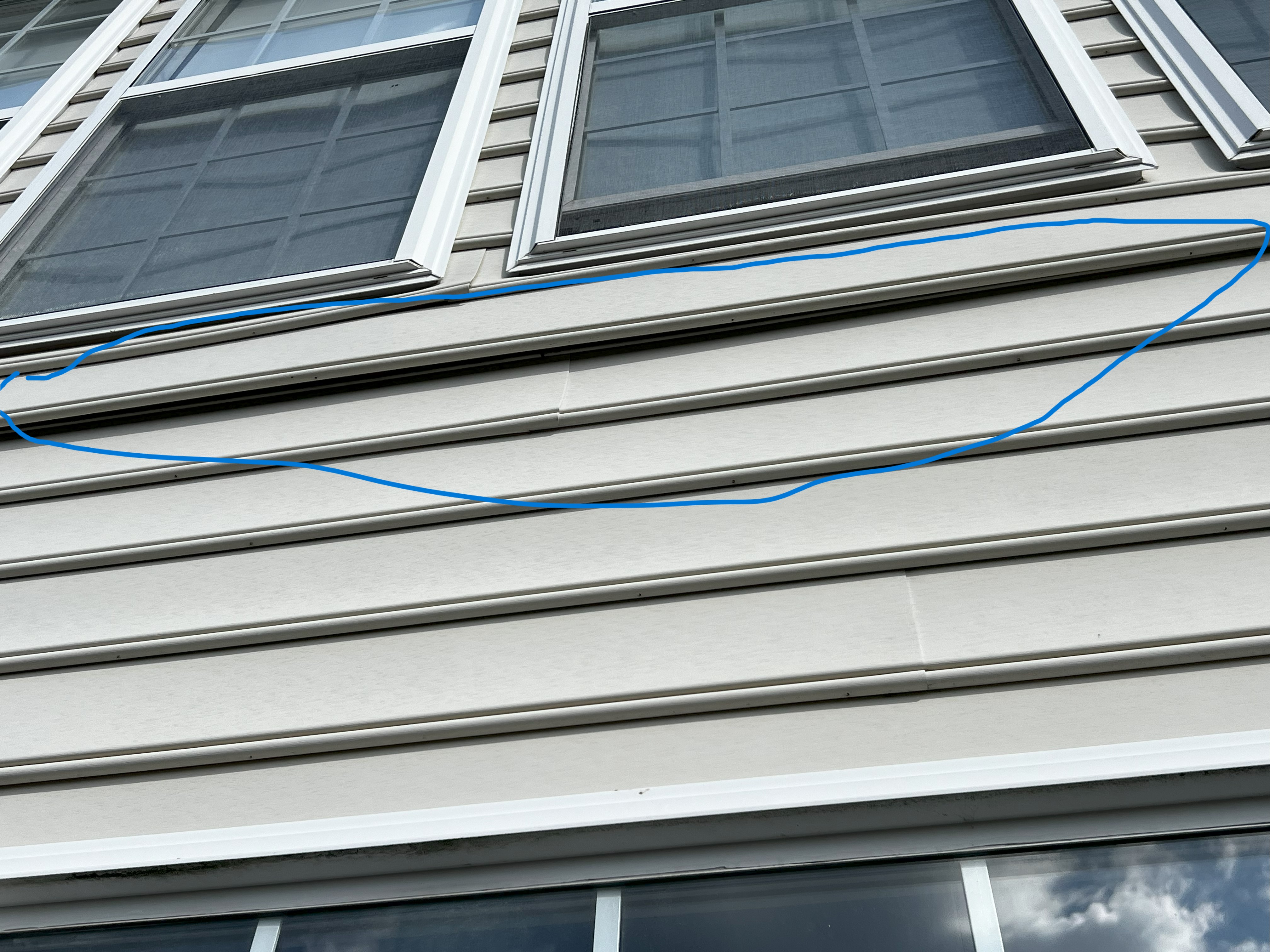 Help with siding falling off | GigMarket