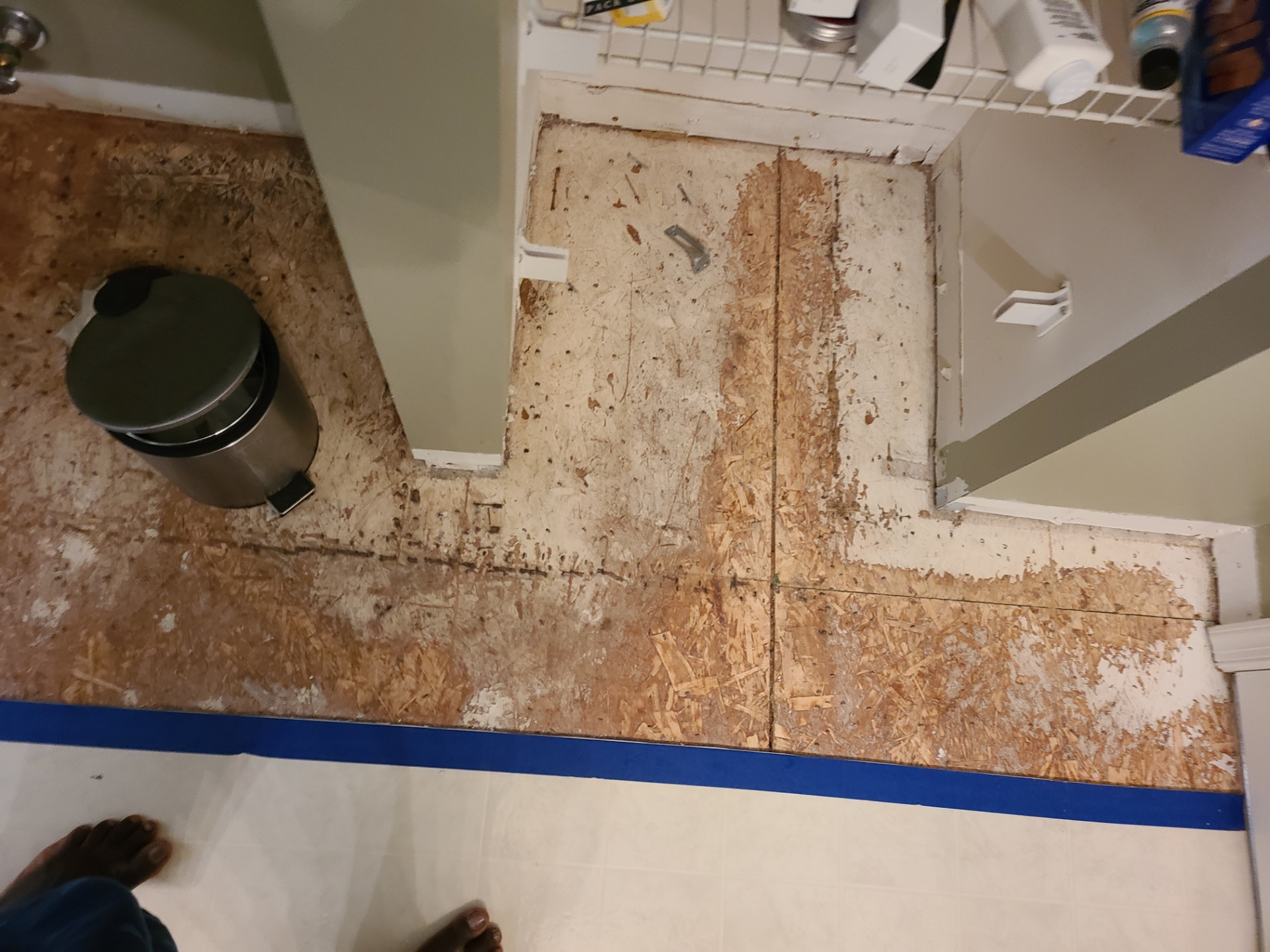 Install tiles in bathroom | GigMarket